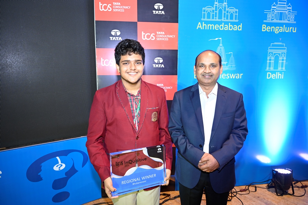 Students from DAV Public School, Unit VIII, St. Paul’s School, Rourkela ...