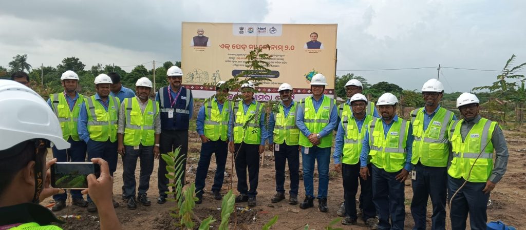 Ek Ped Maa Ke Naam 2.0’: Dhamra Port Plants Over 7,000 Saplings ...